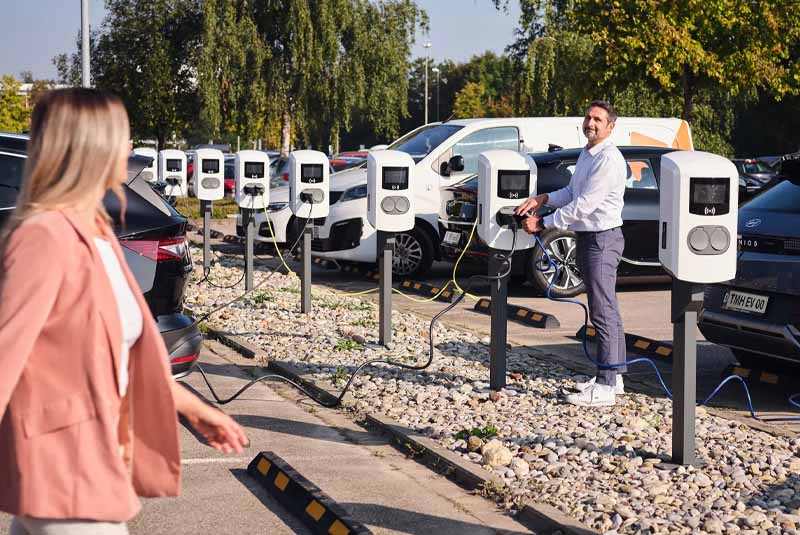 Schneider Electric and The Mobility House Solutions Collaborate on ...